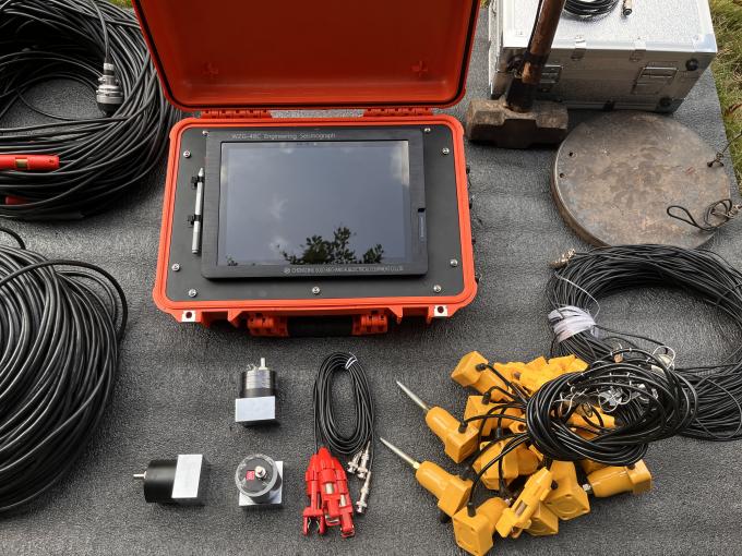 Digital Seismic Sensor Measuring Machine for Real-Time Disaster Monitoring