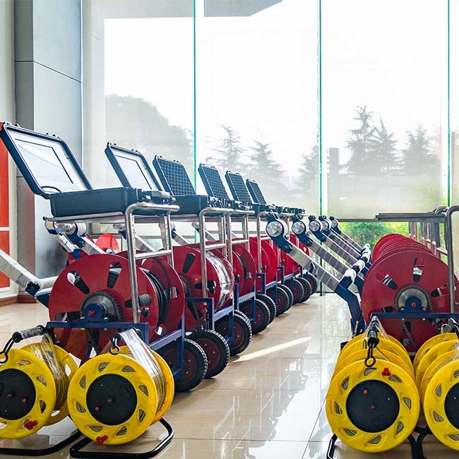 Vertical Underground Downhole Inspection Camera Keyboard 12” Screen