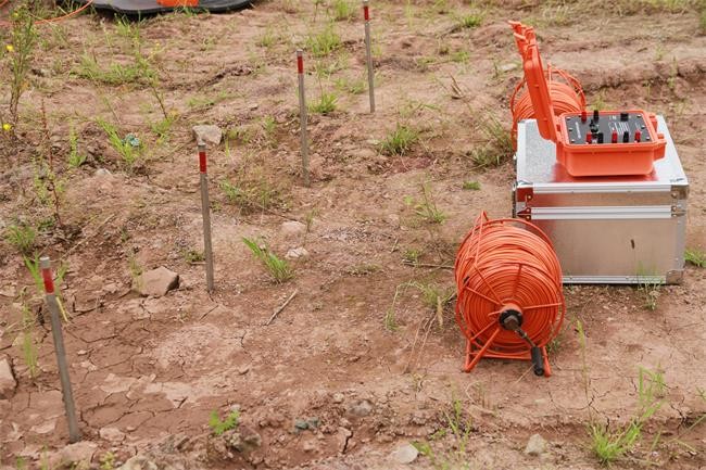 6000W Electrical Testing Resistivity Meter For Groundwater Exploration